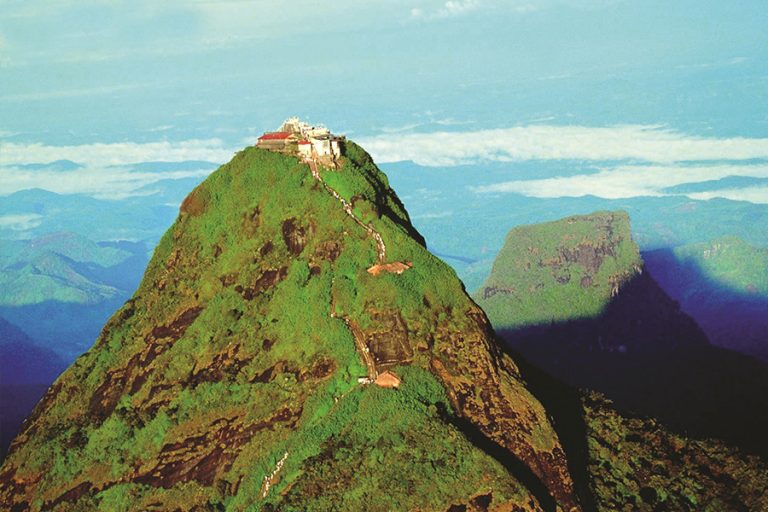 Sri Pada Season begins - Ceylon Independent